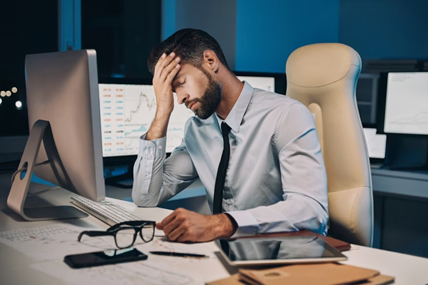 Pros and Cons of Using Leverage: What You Need to Know - Website Closers
