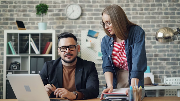 Pros and Cons of Using Leverage: What You Need to Know - Website Closers