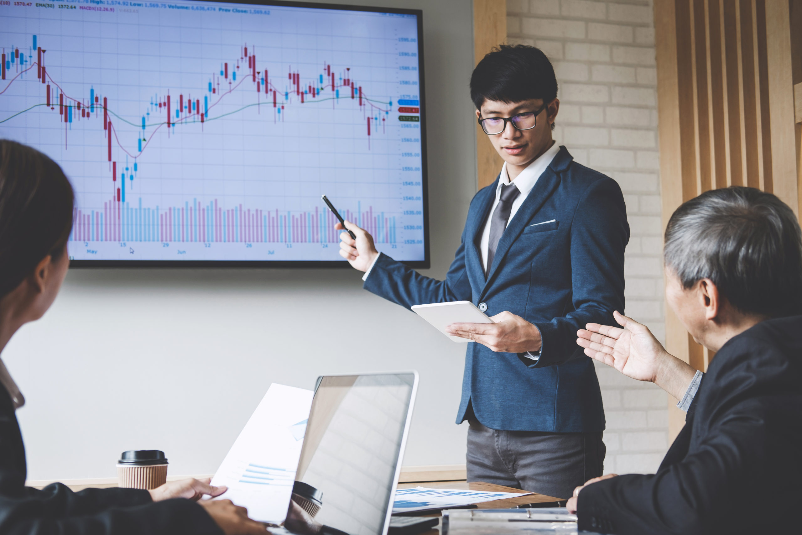 Synergy Business Brokers vs. Website Closers: A Side-by-Side Comparison ...